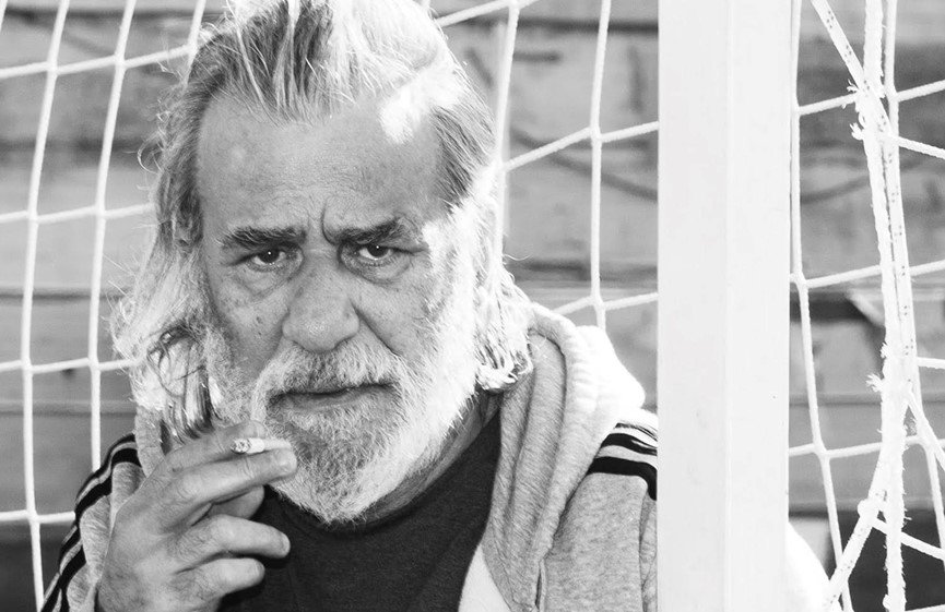 «Τσιτάχ. Η ερημιά του τερματοφύλακα»: Ο Γιώργος Νινιός σε μια ιστορία ...